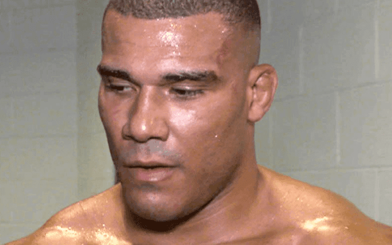 Jason Jordan Undergoes Neck Surgery