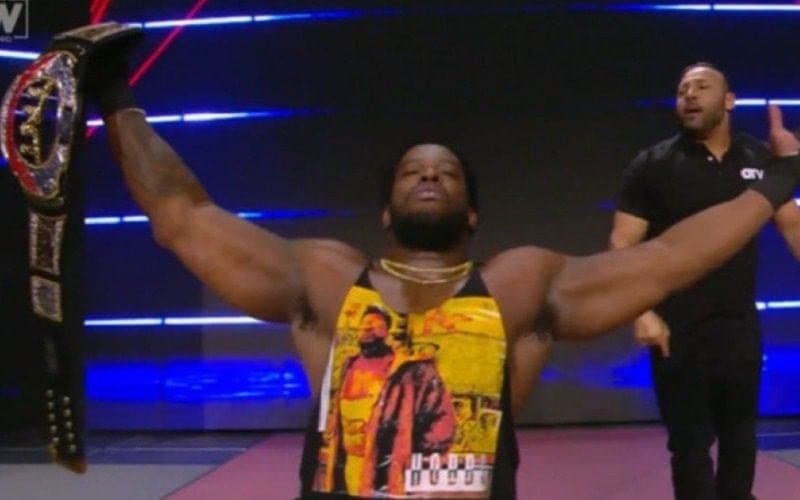 Powerhouse Hobbs Wins TNT Title During AEW Dynamite Powerhouse Hobbs Wins TNT Title During AEW Dynamite