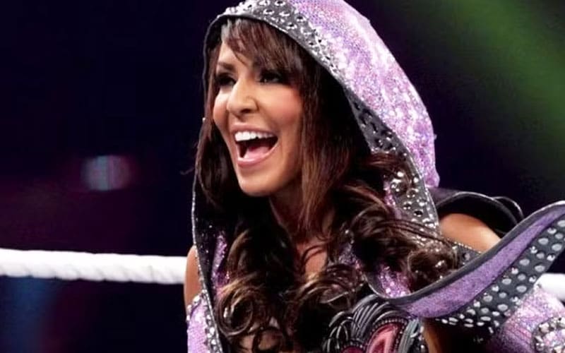 Ex-WWE Star Layla Set to Make Return at Pro Wrestling Event After ...