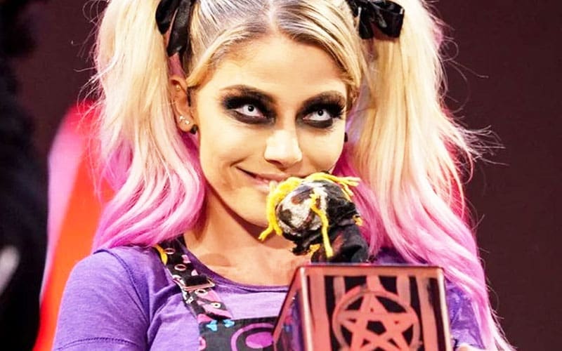 Alexa Bliss Confirms She’s ‘100 Percent’ Willing to Bring Back Dark ...
